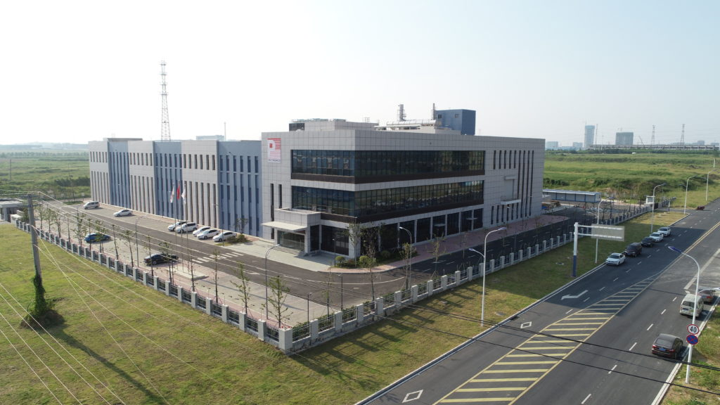 아시아에서의 이력 - Photronics Inc